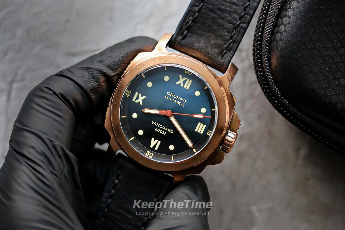 Gruppo Gamma Vanguard Bronze Diver Watch Review | KeepTheTime